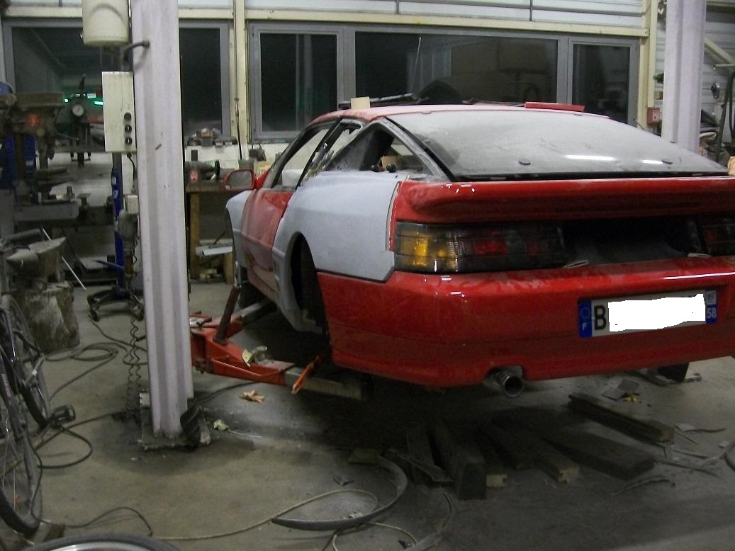 REALISATION DES PIECES ET MONTAGE D'UNE A610 "EVO"
